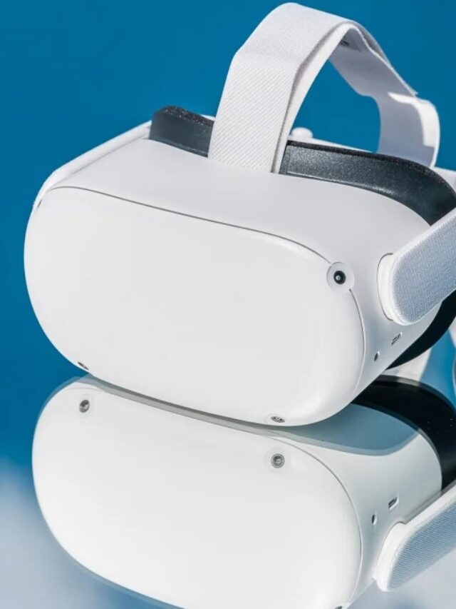 Unboxing Video Shows Leaked Meta Quest Pro Before Launch | TechLatest