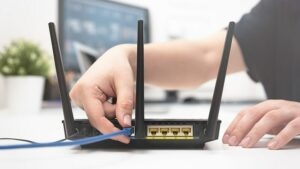 How to Fix the “Connected Without Internet” Problem | TechLatest
