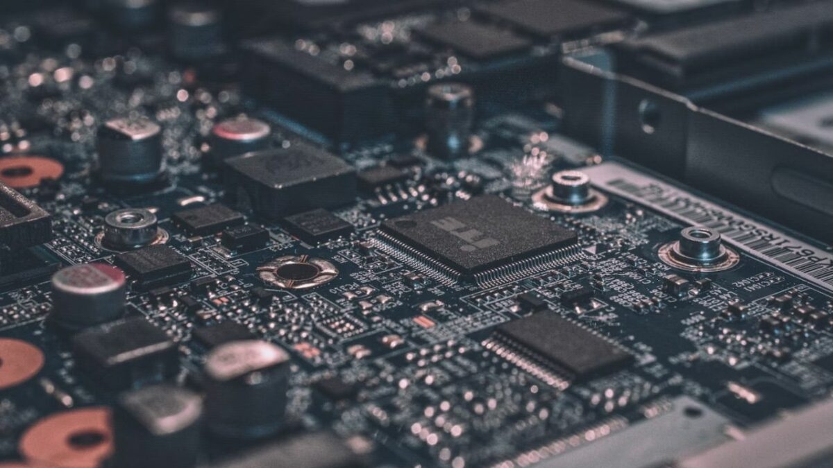 PCIe 3.0 vs. 4.0, the Difference, Which is Better? | TechLatest