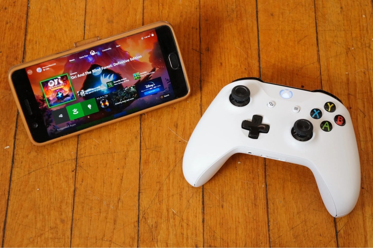 How to Unblock People on Xbox? | TechLatest